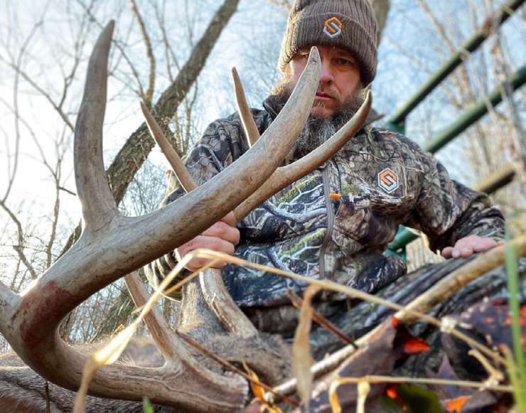 Best Reasons To Use A Hunting App - North American Deer Hunter