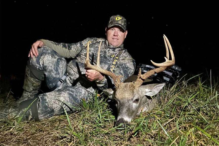 Find the Dominant Buck in October Bachelor Groups - North American Deer ...