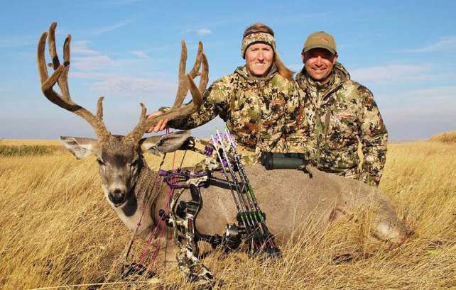 A Game Of Hide & Seek: 8 Tips for Spotting and Stalking Mule Deer ...