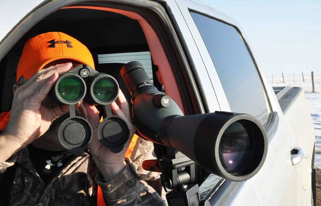 Hunting Prairie Bucks - North American Deer Hunter